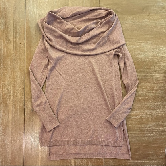 Shrinking Violet | Sweaters | Shrinking Violet Sweater | Poshmark